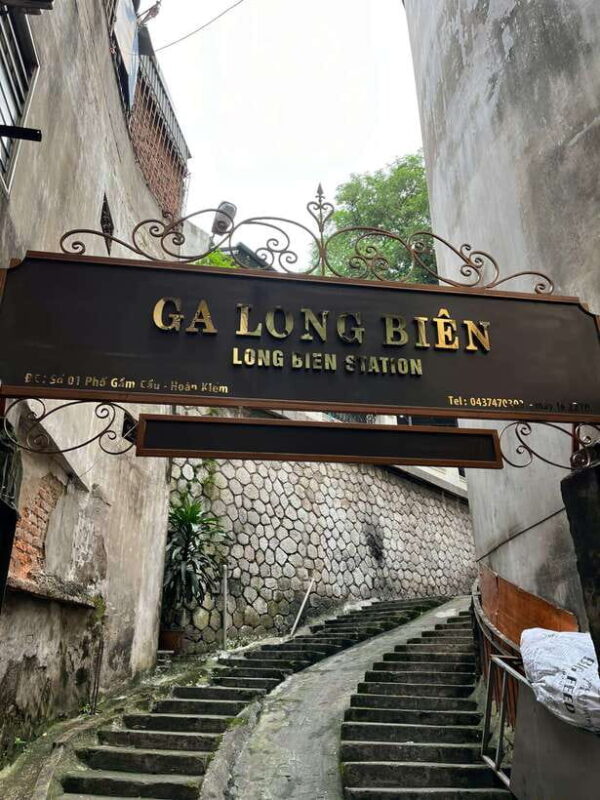 Hai Phong: Train Ride with Market Tour and Local Food - FAQ