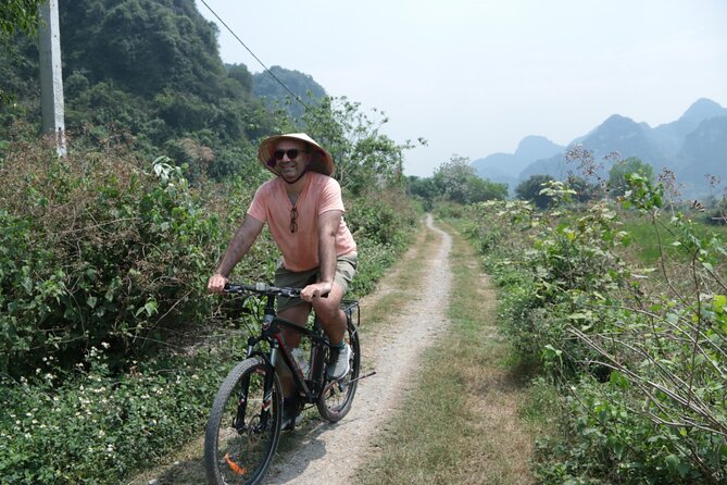 Hidden Ninh Binh Luxury Full Day Group Tour (Tam Coc - Hoa Lu) - FAQ