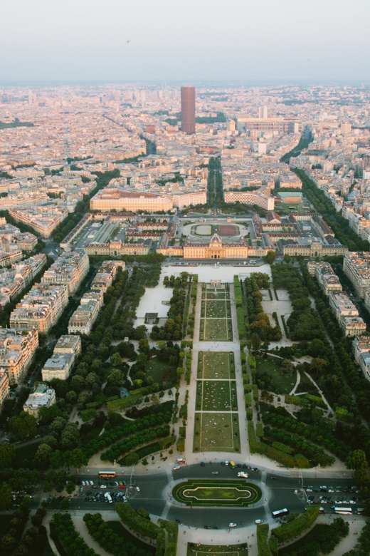 Highlights of Paris Bike Tour in English or Dutch - Frequently Asked Questions