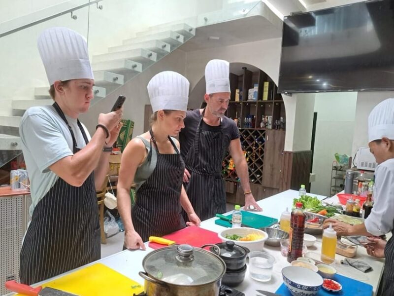 Hoi An: Vegetarian Cooking Class & Explore Local Market trip - FAQ