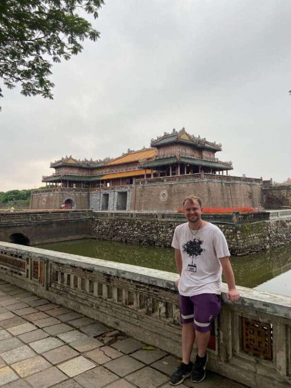 Hue : Full-Day City Tour with Thien Mu Pagoda and Lunch - FAQ