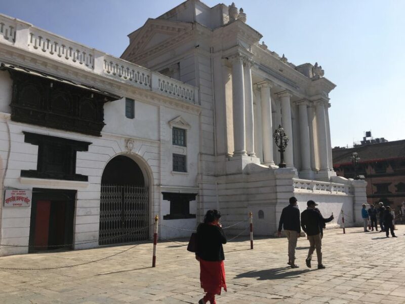 Kathmandu: Guided Walking Tour of Thamel Neighborhood - Authentic Experience & Guidance