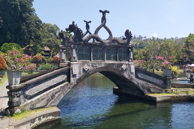 Lempuyang Tour : Heaven gate, Tirta Gangga, Goa Raja waterfall - FAQs About the Lempuyang Tour