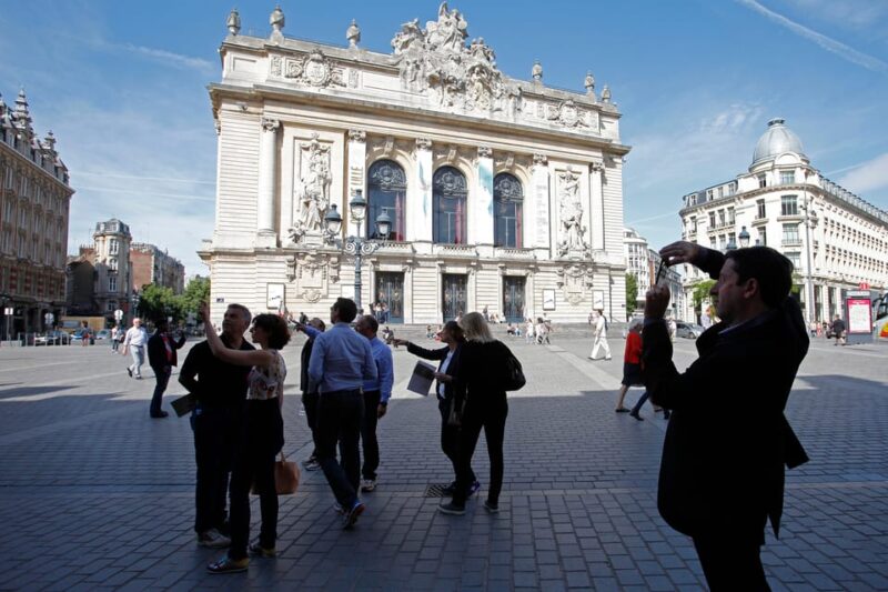 Lille: Treasure hunt and beer tasting in Old Lille - An Authentic, Lighthearted Experience
