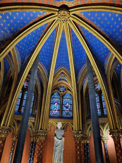 Paris: Notre Dame Exterior Walking Tour with Sainte Chapelle - Sainte-Chapelle: A Stained Glass Masterpiece