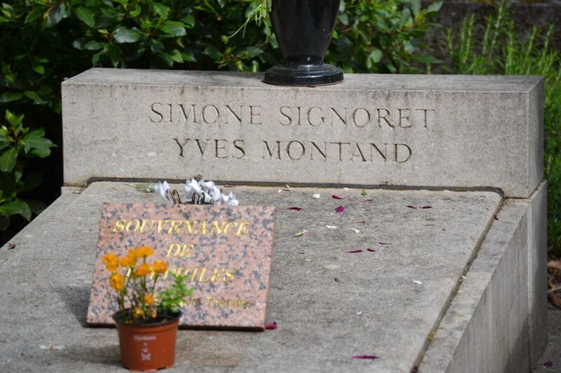 Paris: Pere Lachaise Cemetery Guided Tour in French - Who Should Consider This Tour?