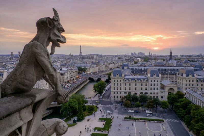 Paris: Private Walking Tour with a Licensed Local Guide - Why Choose This Tour?