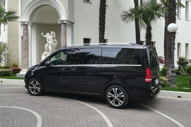 Private Luxury transfer from Como Lake to Venice (or viceversa) - The Sum Up