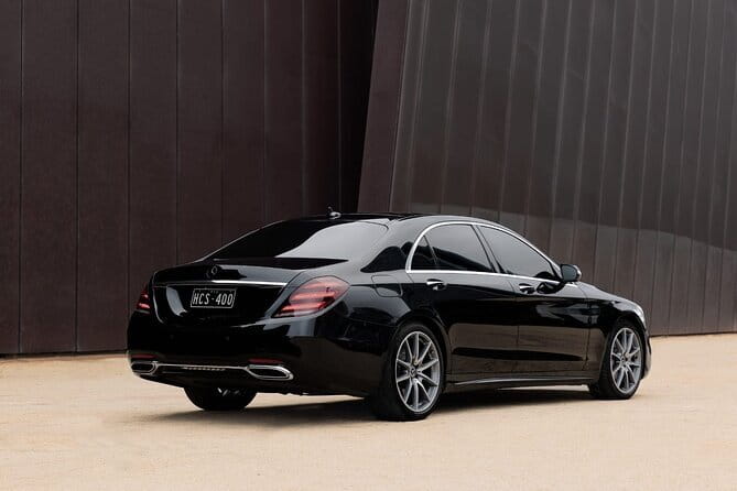 Private Melbourne CBD Sightseeing Tour  luxury vehicle - Pricing and Value