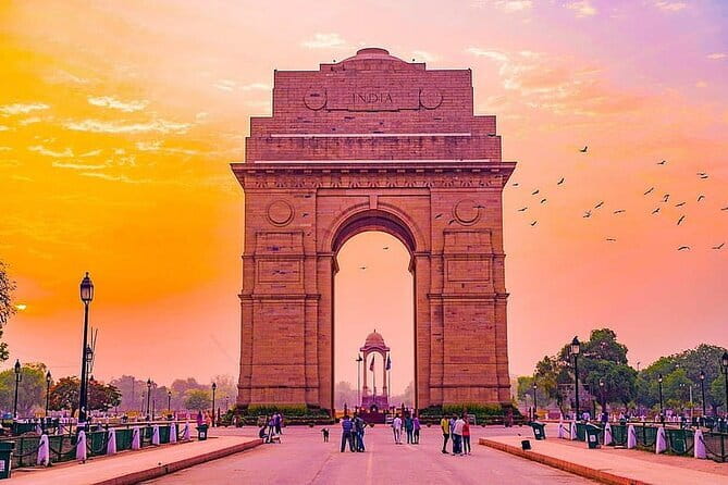 Private Old and New Delhi Full-Day Guided Tour - Summary