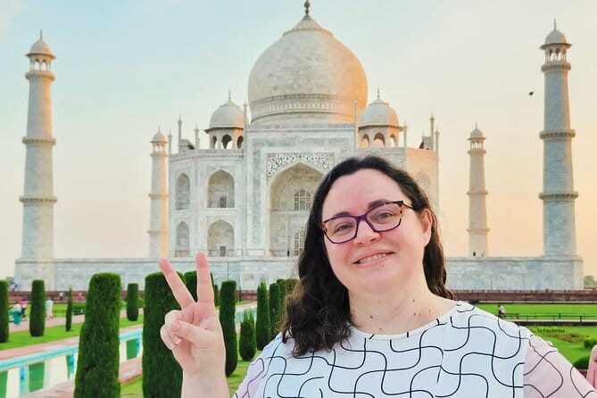 Same Day Agra Tour By Gatimaan Express Train from delhi - Analyzing the Value