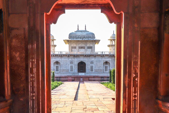 Taj Mahal and Agra Fort Private Tour by Car from Delhi - FAQ