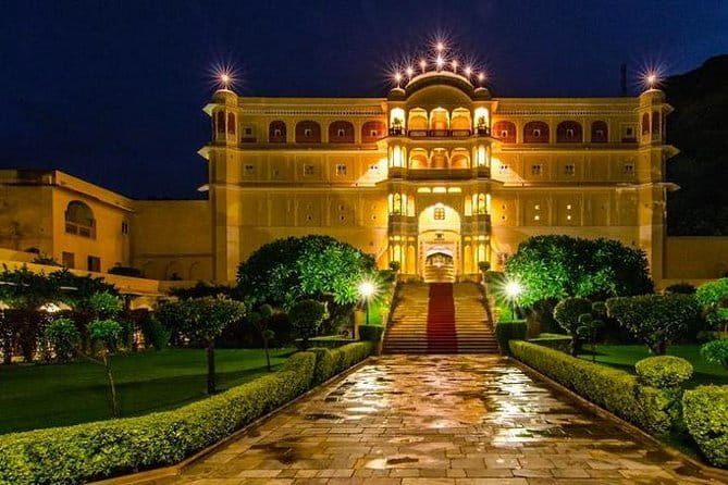 Travel Through the Streets of Jaipur by Tuktuk with a Local - Who this tour suits best
