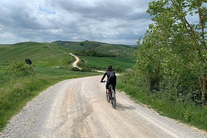 Volterra and San Gimignano: a taste of medieval Tuscany! - Cancellation and booking