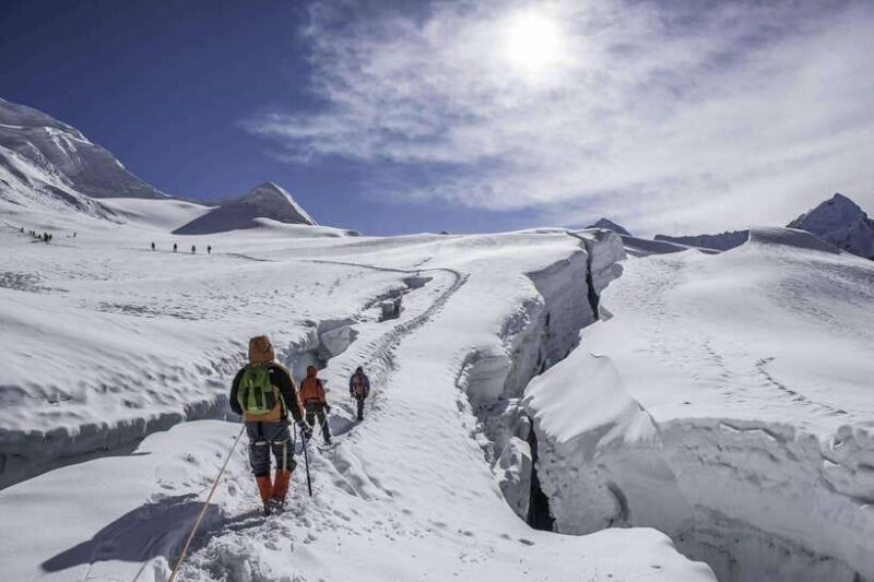 14-Days Island Peak Climbing Expedition - FAQ