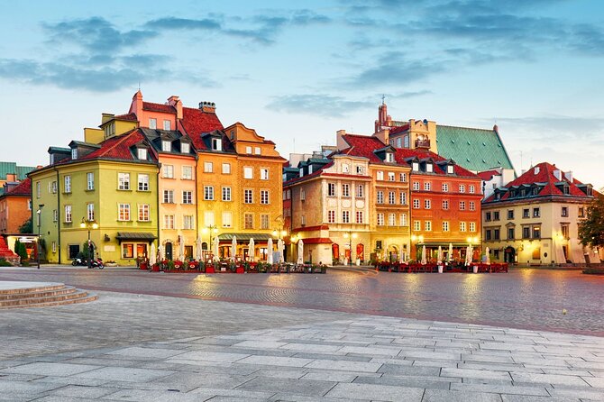 Arrival Transfer: Chopin Airport WAW to Warsaw by Van - The Sum Up