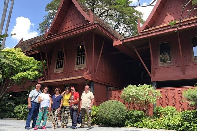 Bangkok Private Walking Tour with A Pro Guide (Tour Car Option) - Who Is This Tour Best For?