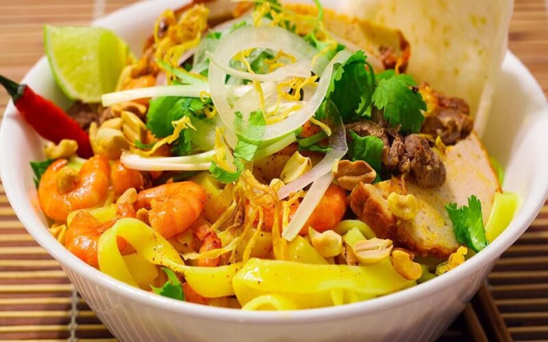 Da Nang By Night & Han River Dragon Cruise with a local food - FAQs