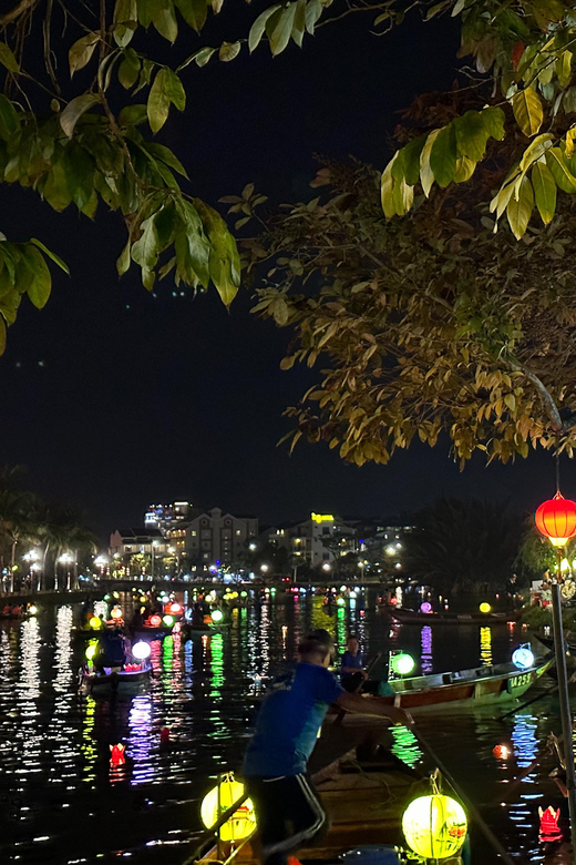 Entry Ticket: 45 minutes Traditional Boat trip on Hoai River - The Sum Up
