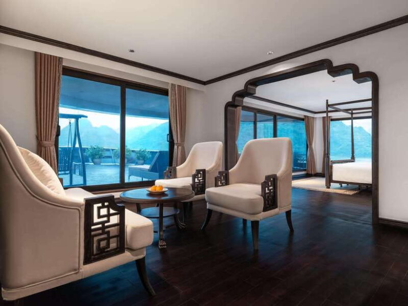 From Ha Noi: 2-Days Ha Long Bay and Lan Ha Bay Cruise 5stars - Who Should Consider This Cruise?