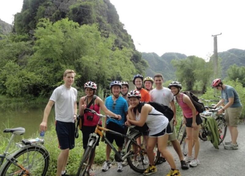 From Hanoi: Hoa Lu, Hang Mua Hike, Tam Coc Boat, and Lunch - Authentic Experiences and What Travelers Say