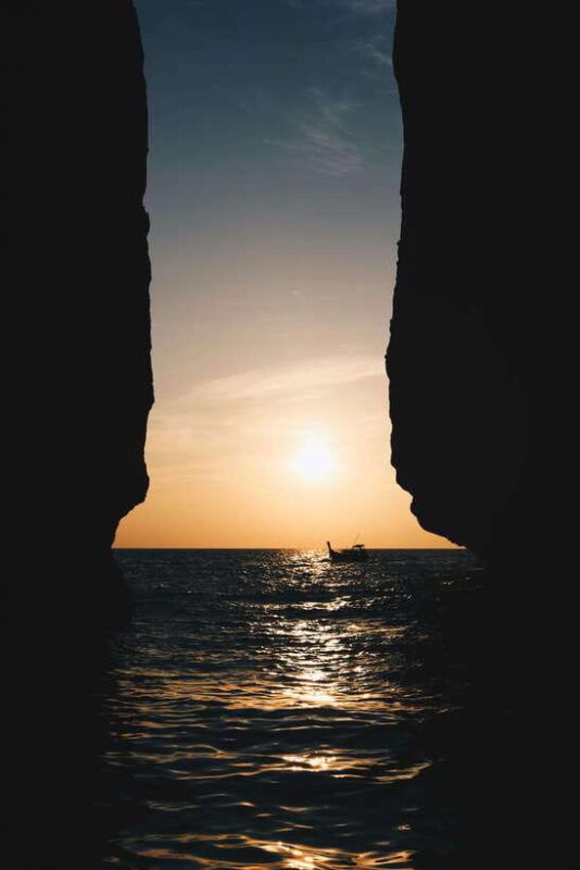 From Phi Phi: Full Day 7 Island Tour by Longtail with Sunset - FAQ