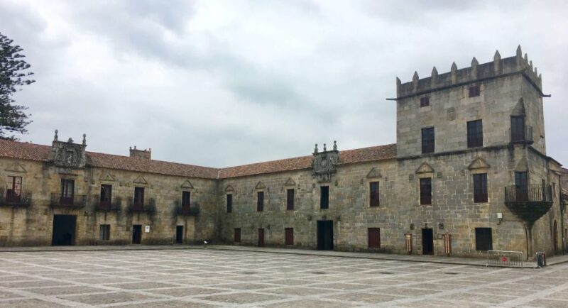 From Santiago: Tour to Rias Baixas with Boat Trip and Winery - FAQ