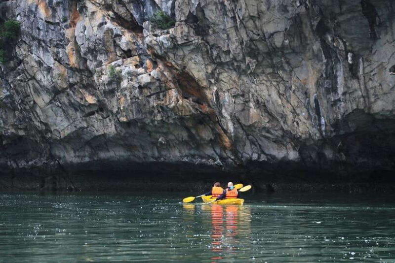 Hanoi: Halong & Lan Ha Bay Cruise with Limousine Transfer - FAQs