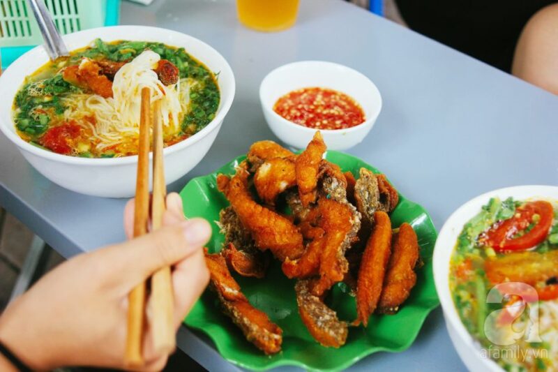 Hanoi Walking Street Food Tour with English speaking guide - Frequently Asked Questions