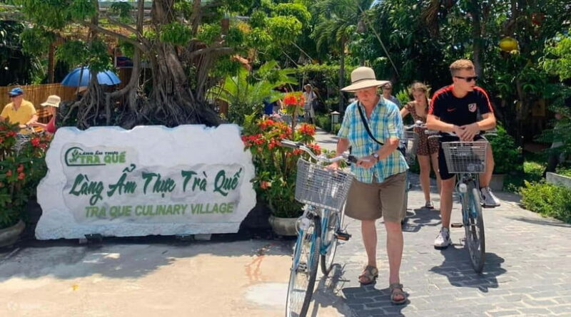 Hoi An:Farming and Cooking Class in Tra Que Herb Village - Good Value for the Price