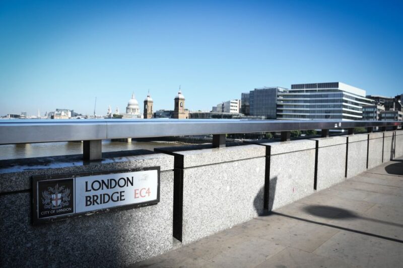 London: Top 30 Sights Walking Tour and London Eye Ride - FAQ