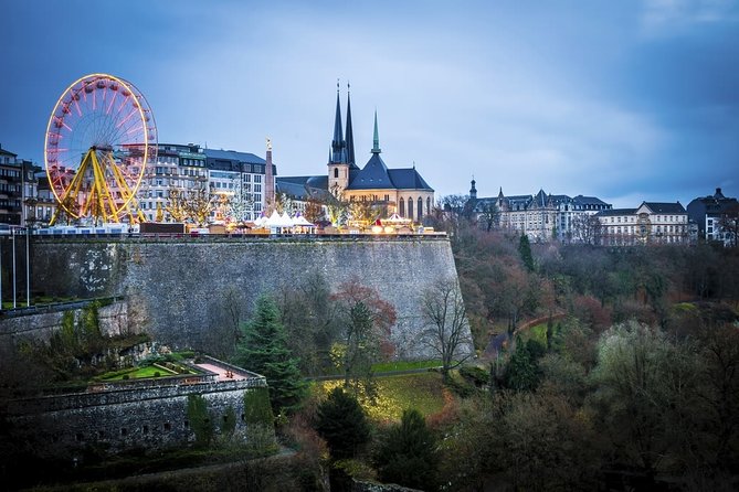 Luxembourg Airport Transfers : Luxembourg to Airport LUX in Luxury Van - FAQ