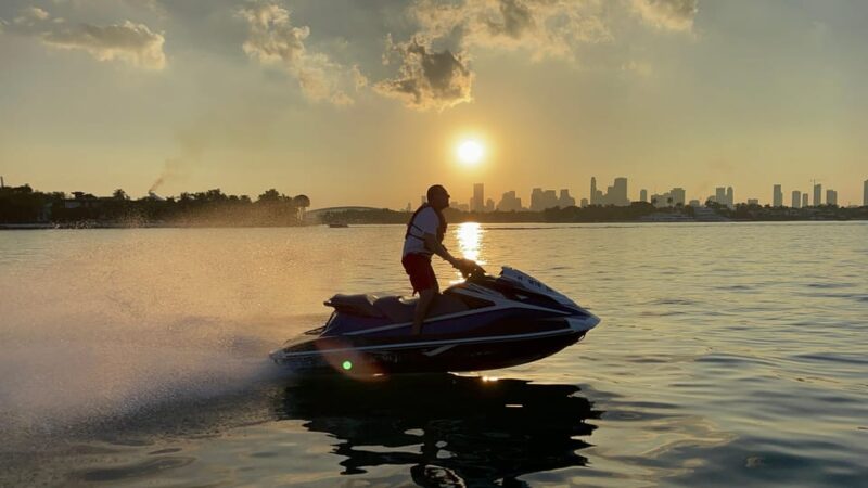 Miami Beach Jet Ski Rentals 1 Ski for 1 Person 60 Min - FAQ