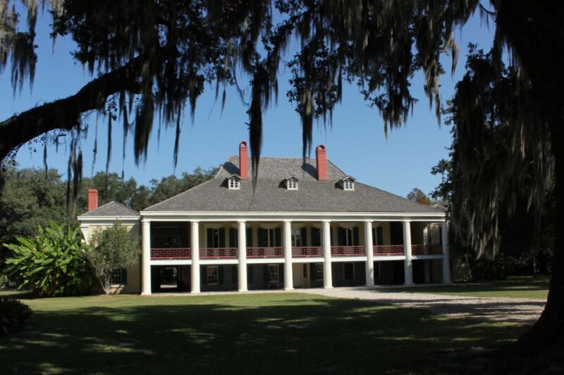 New Orleans: Destrehan Plantation, Houmas House & Lunch - FAQs