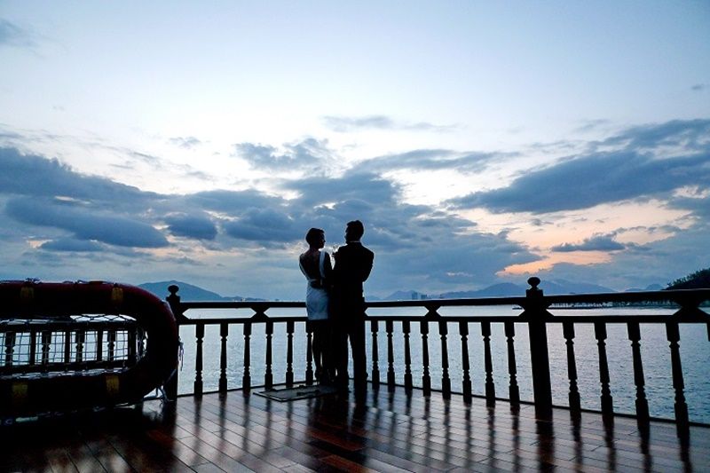 Nha Trang: Romantic Sunset Cocktails and Dinner Cruise - The Sum Up: Who Should Consider This Experience?