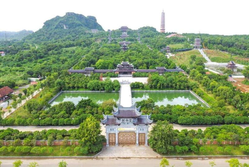 Ninh Binh 1-day tour Bai Dinh Trang An Mua Cave Small Group - Scenic Boat Ride at Trang An