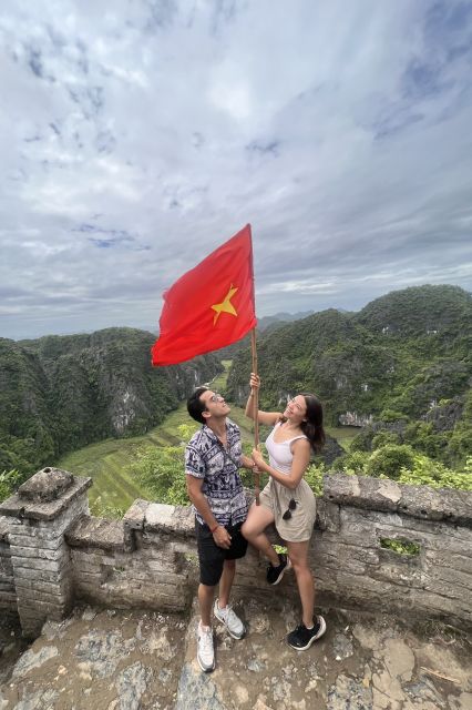 Ninh Binh Tour: Full-Day Hoa Lu and Tam Coc Boat Tour - Real Voices: What Travelers Say