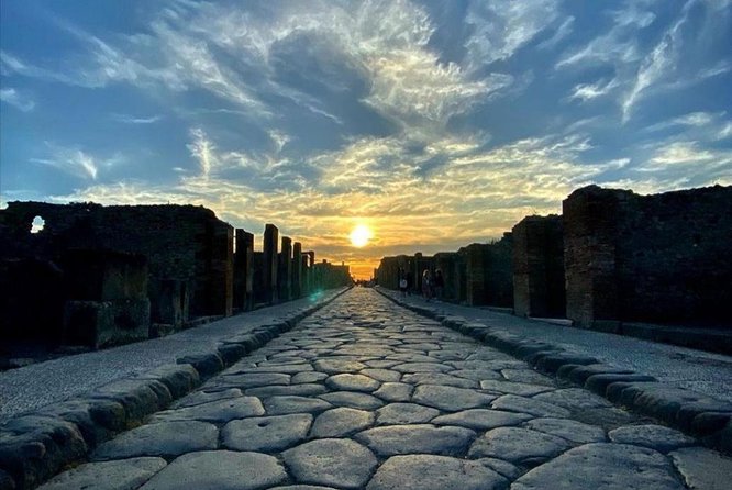 Private shore excursions Pompeii and Amalfi Coast from Naples - FAQ