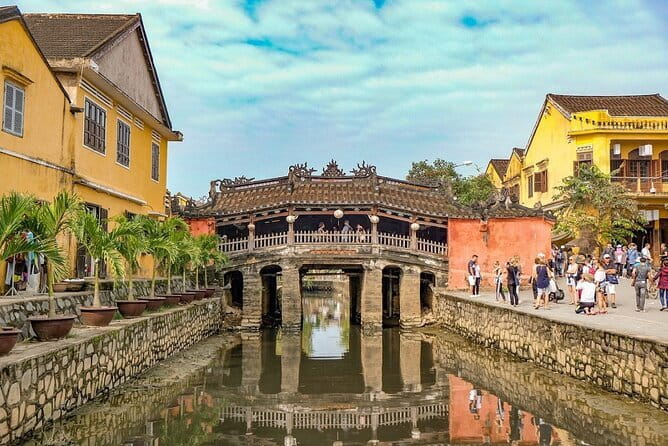 Private Tour to Golden Bridge Ba Na Hills in Da Nang Vietnam - FAQ