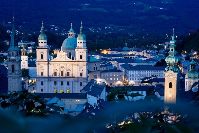 Private Transfer from Prague to Salzburg with 2h of Sightseeing, Local Driver - FAQ