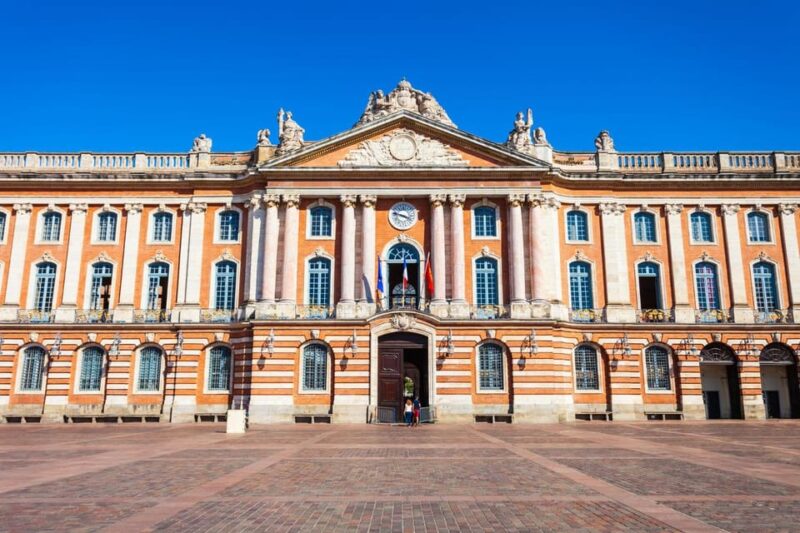 Toulouse: Express Walk with a Local in 60 minutes - The Sum Up