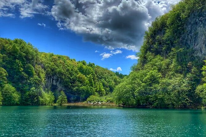 Zadar to Zagreb private transfer with a visit to Plitvice Lakes - FAQ