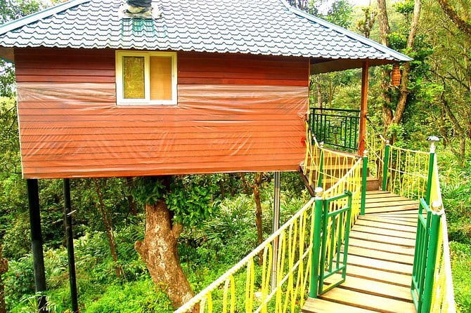 5 Day Kerala Private houseboat incl. Resort, Hotel, Cab Tourved - A Few Words on Value