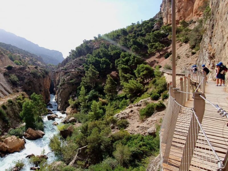 Caminito del Rey: Tour with Official Guide and Drink - FAQ