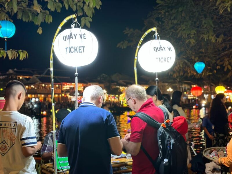 Entry Ticket: 45 minutes Traditional Boat trip on Hoai River - FAQ