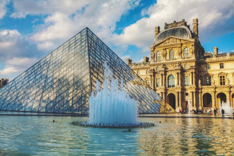 Explore the secrets of the Louvre + Mona Lisa pass - Who Should Consider This Tour?