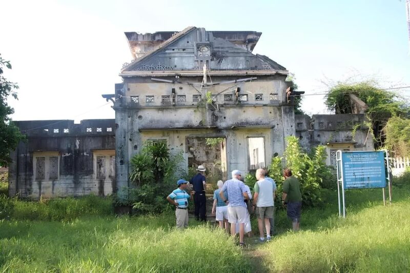 Hue: Explore Tour with Vinh Moc Tunnels and Khe Sanh Base - FAQs