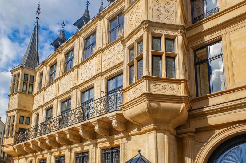 Luxembourg City: Walking Tour with Optional Wine Tastings - What Reviewers Say