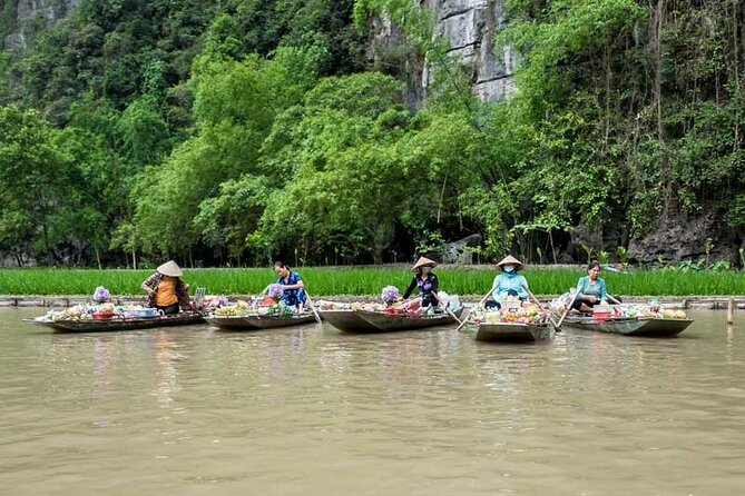 Ninh Binh Photo Explorer - FAQ