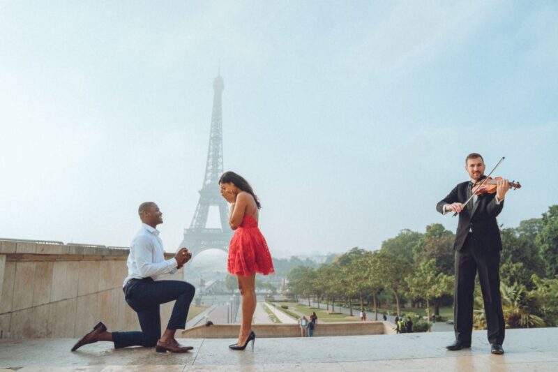 Paris: Photo Shoot with a Private Travel Photographer - FAQs